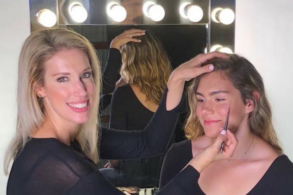 How to Apply Makeup Like a Pro